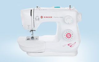 Singer Sewing Machine Reviews: #1 Singer Models in 2024